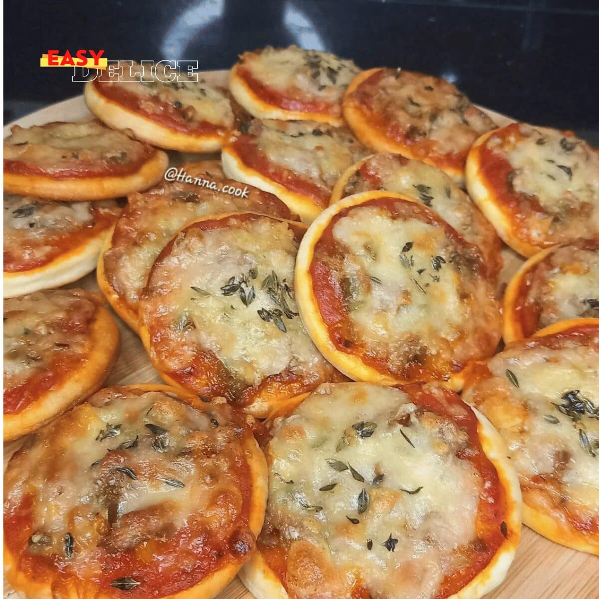 Recette des Mini-Pizzas Maison : Faciles et Gourmandes - EasyDélice ...